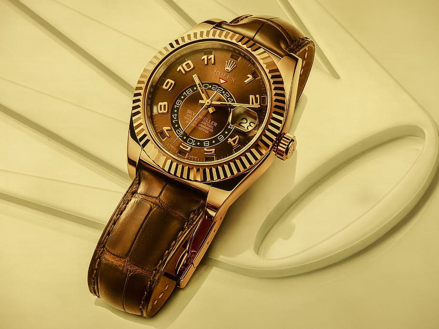 7 Tips to buy luxury watches online in UAE - Abu Dhabi Blog